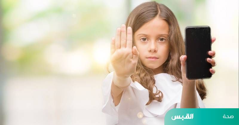 بلدة أيرلندية: لا هواتف للأطفال قبل «الثانوية»